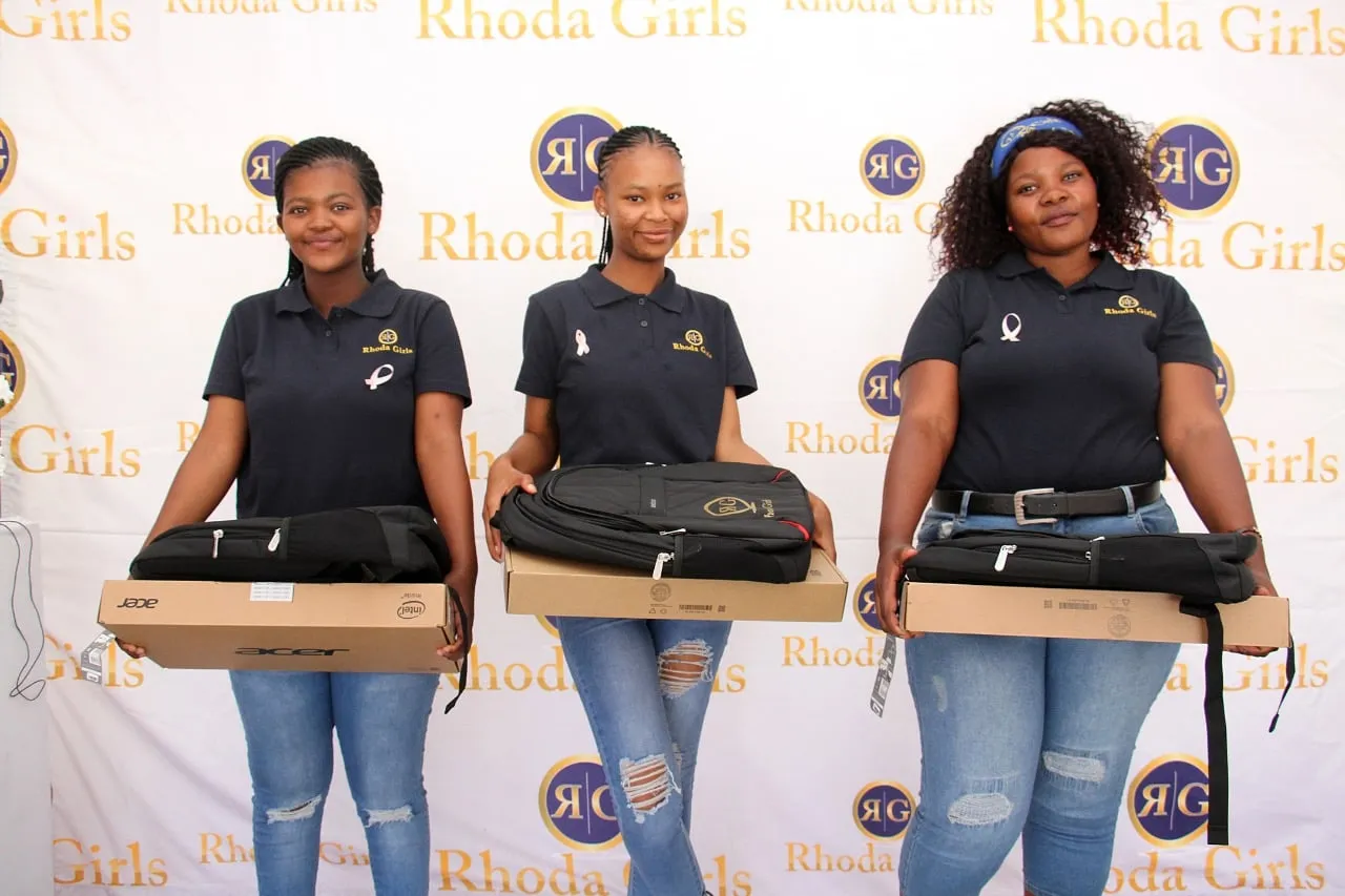 Icebolethu Foundation hands over 25 laptops and 15 tablets to the Rhoda ...