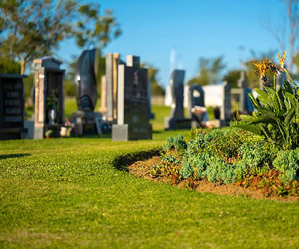 Private Cemeteries – Icebolethu Group